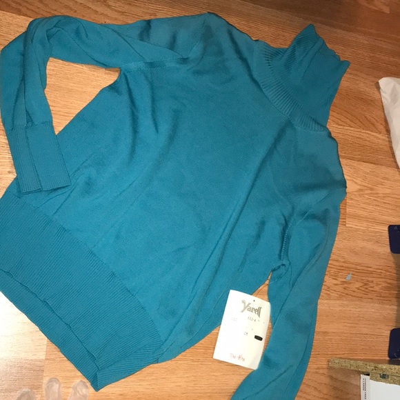 yarell | Tops | Yarell Small Medium Turtle Neck Wool | Poshmark